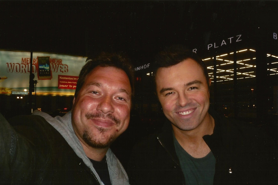 Seth MacFarlane Autograph Profile by RACC - Seth MacFarlane Autographs ...