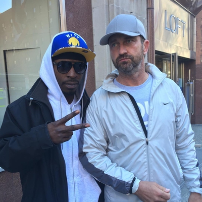 Gerard Butler Autograph Profile by RACC - Gerard Butler Autographs ...