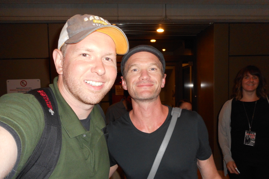 Neil Patrick Harris Neil Patrick Harris - Signing Autographs at the ...
