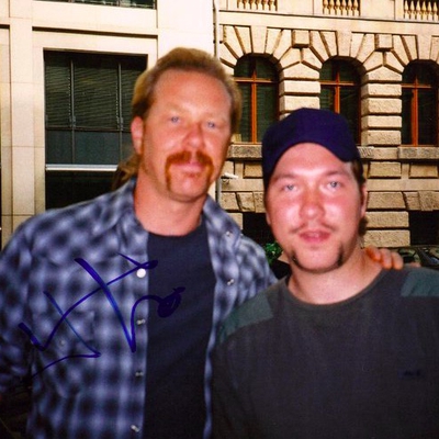 James Hetfield Autograph Profile by RACC - James Hetfield Autographs ...