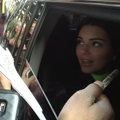 Kendall Jenner Autograph Profile by RACC - Kendall Jenner Autographs ...