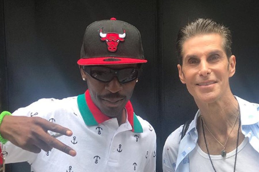 Perry Farrell Autograph Profile by RACC - Perry Farrell Autographs ...