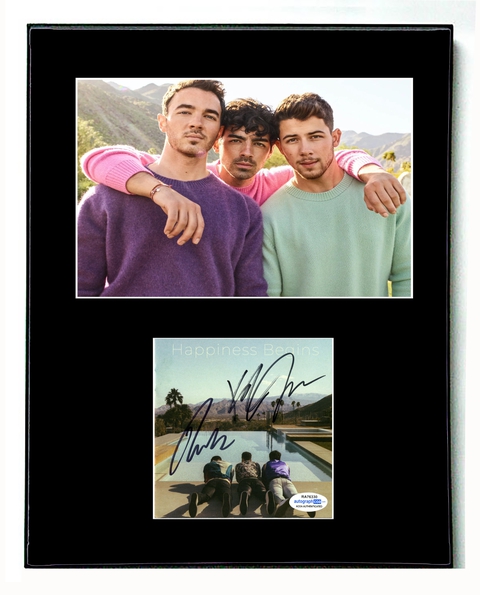 Joe Jonas Autograph Profile by RACC - Joe Jonas Autographs, Signing ...